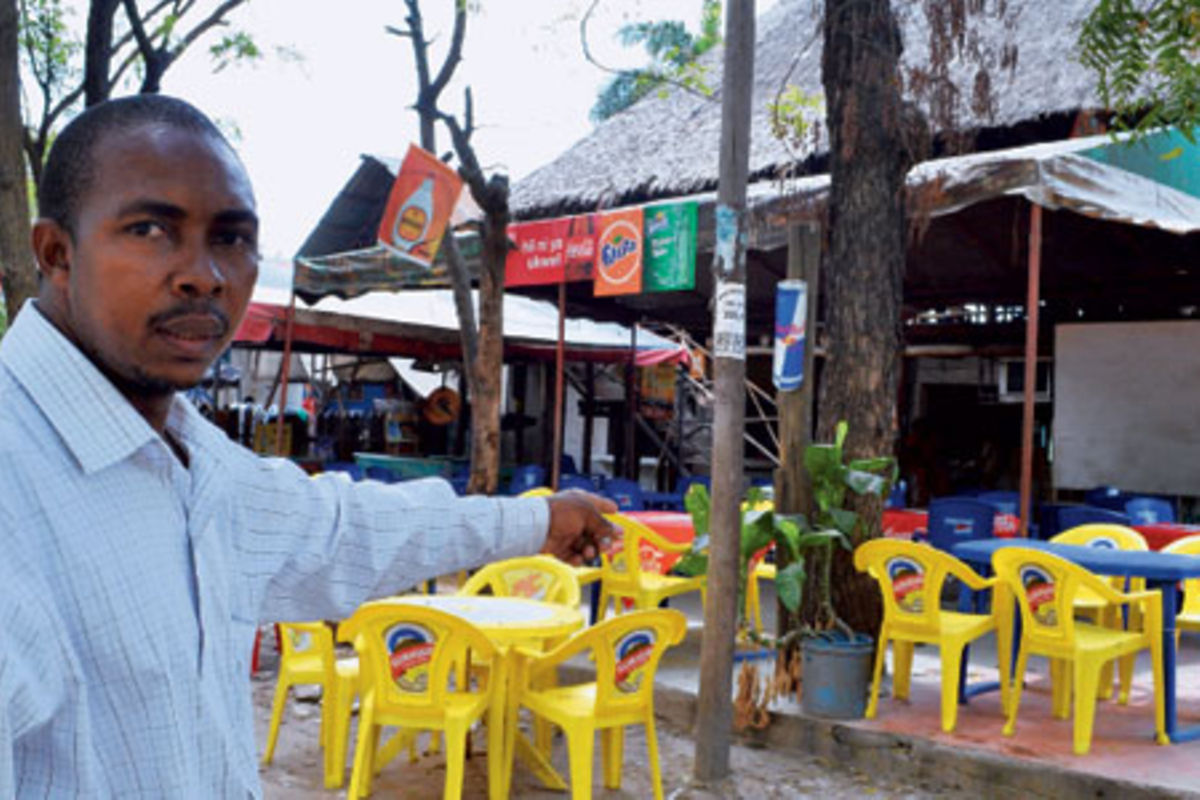 Armed robbers ambush Dar bar | The Citizen