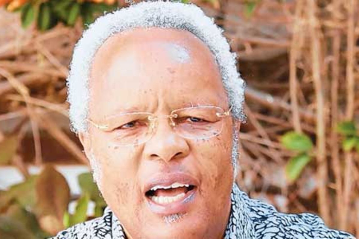 Former PM Lowassa fails to attend Kisumo burial after standoff with the ...