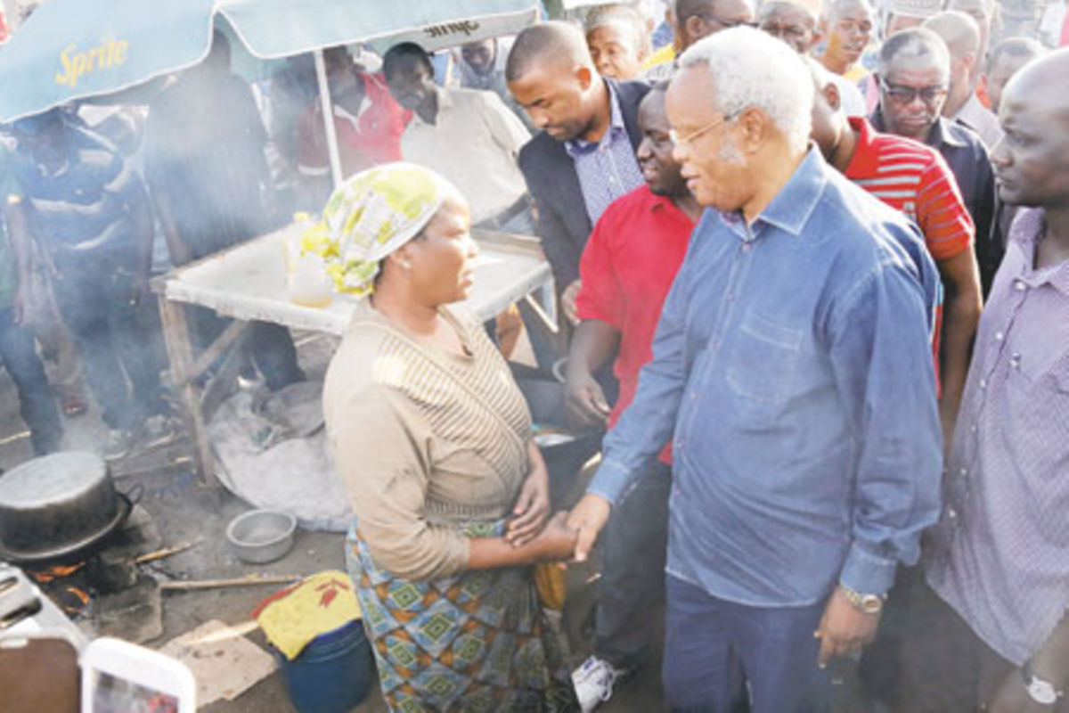 Police ban Lowassa meet-the-people tours | The Citizen