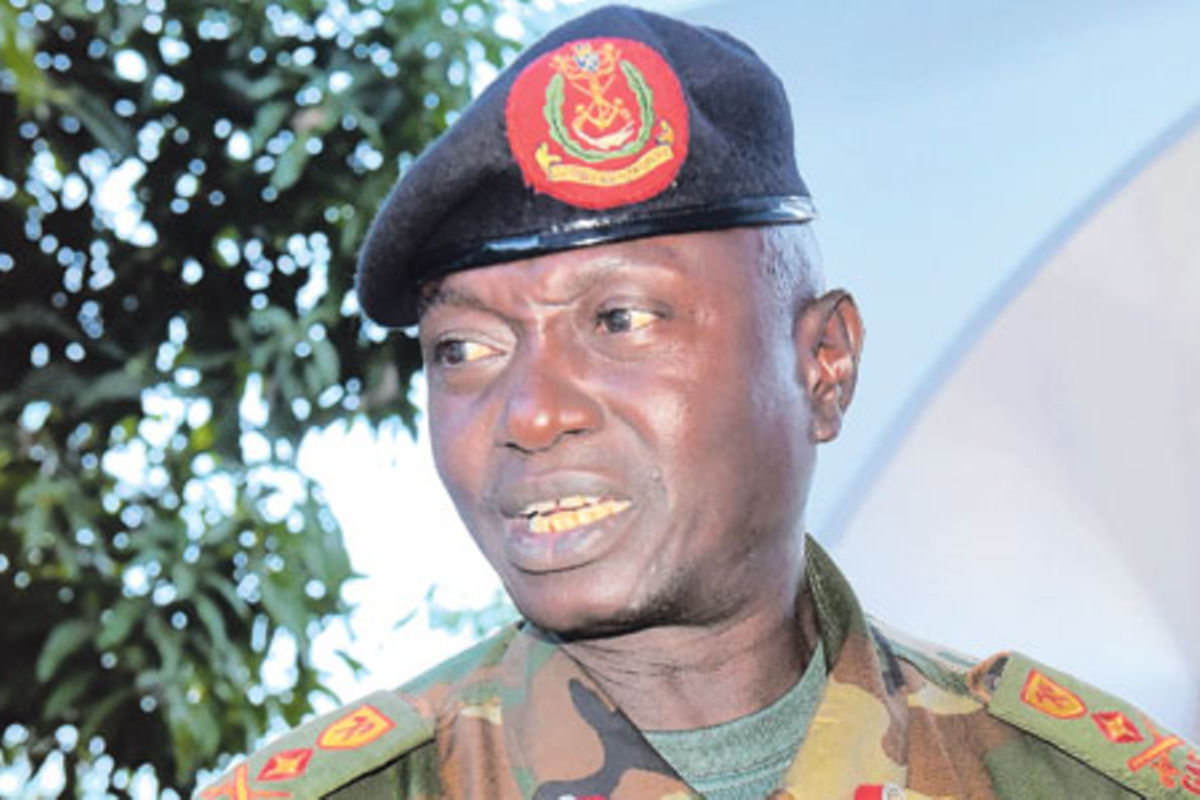 Gambia army chief backs president as region watches | The Citizen