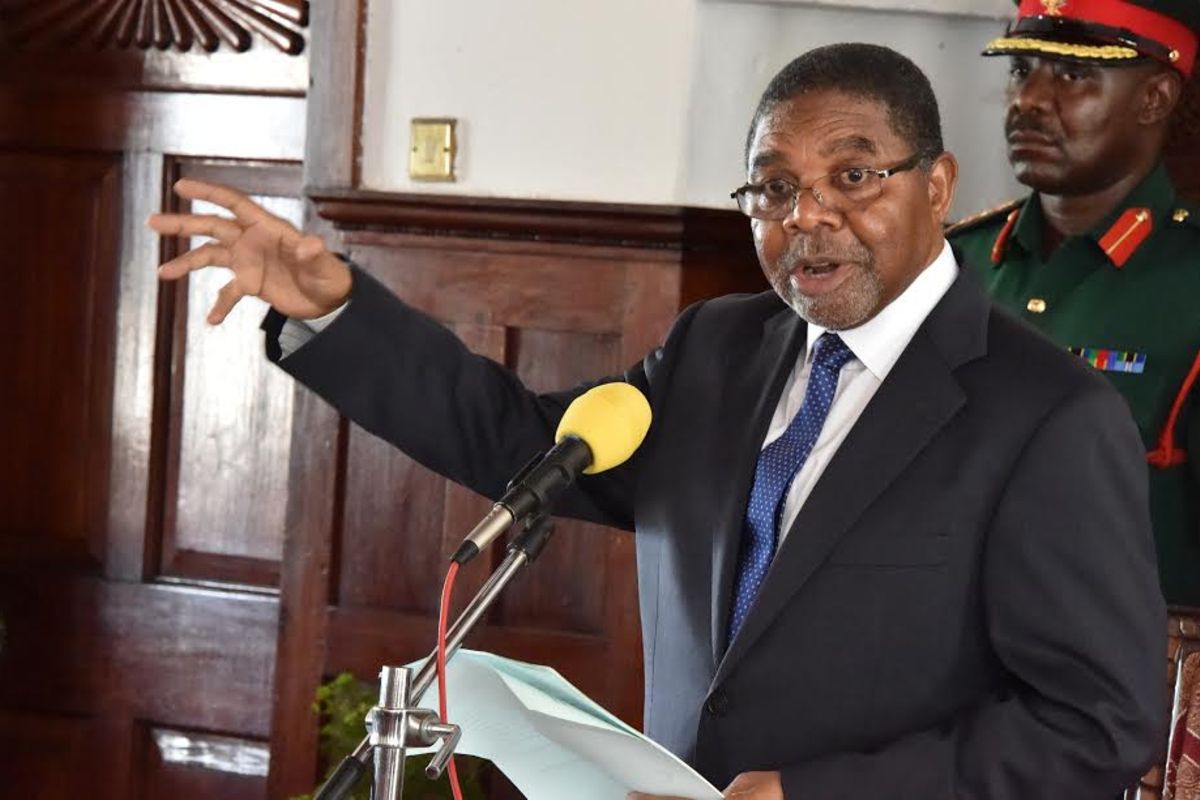 Dr Shein leads hundreds to commemorate Karume 46 death anniversary ...