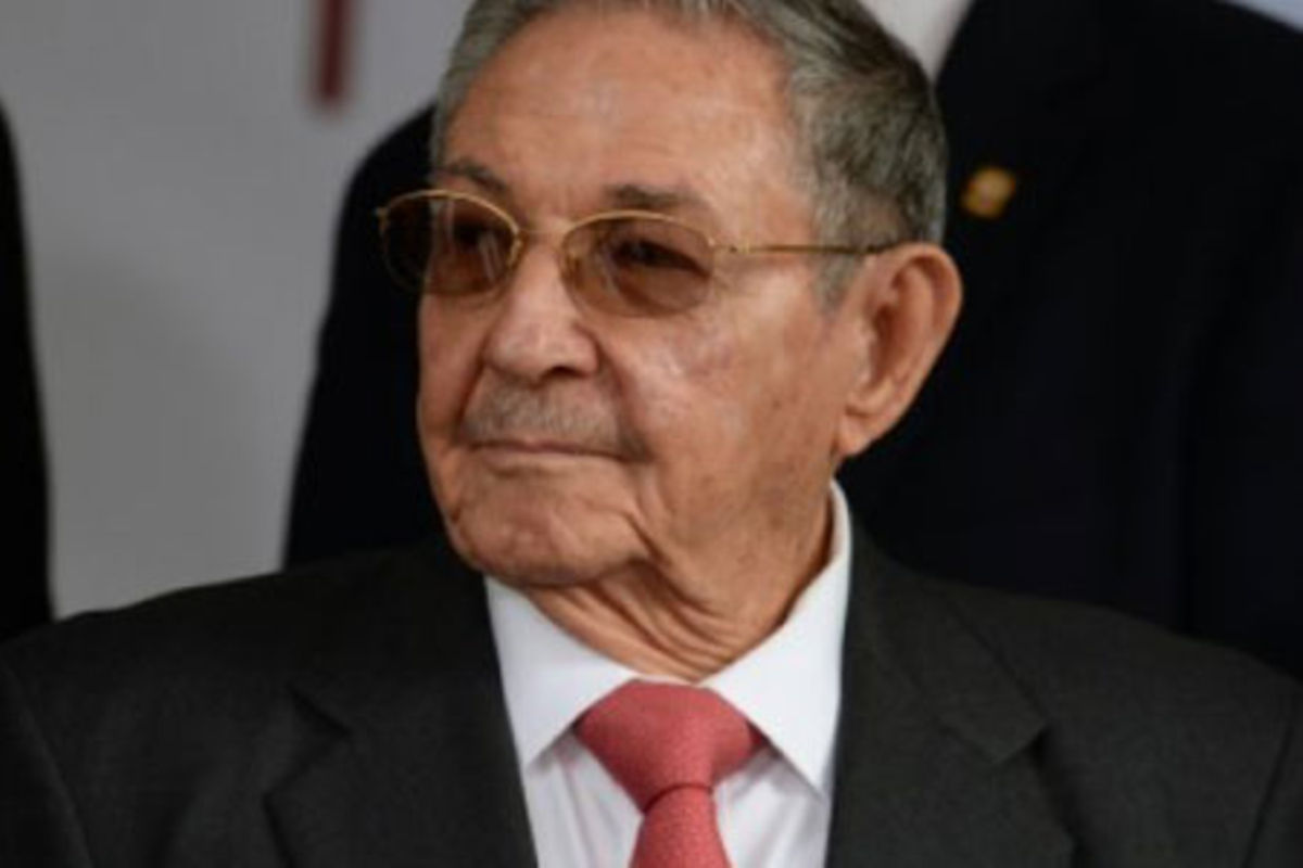 Castro will still hold key guiding role after handover | The Citizen