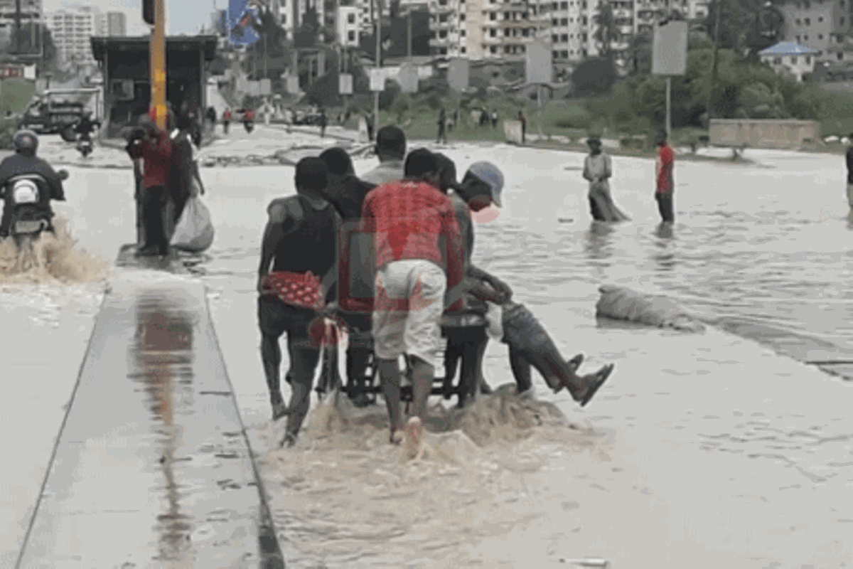 It’s their time to eat as bodaboda, bajaj riders cash in on flooding in ...