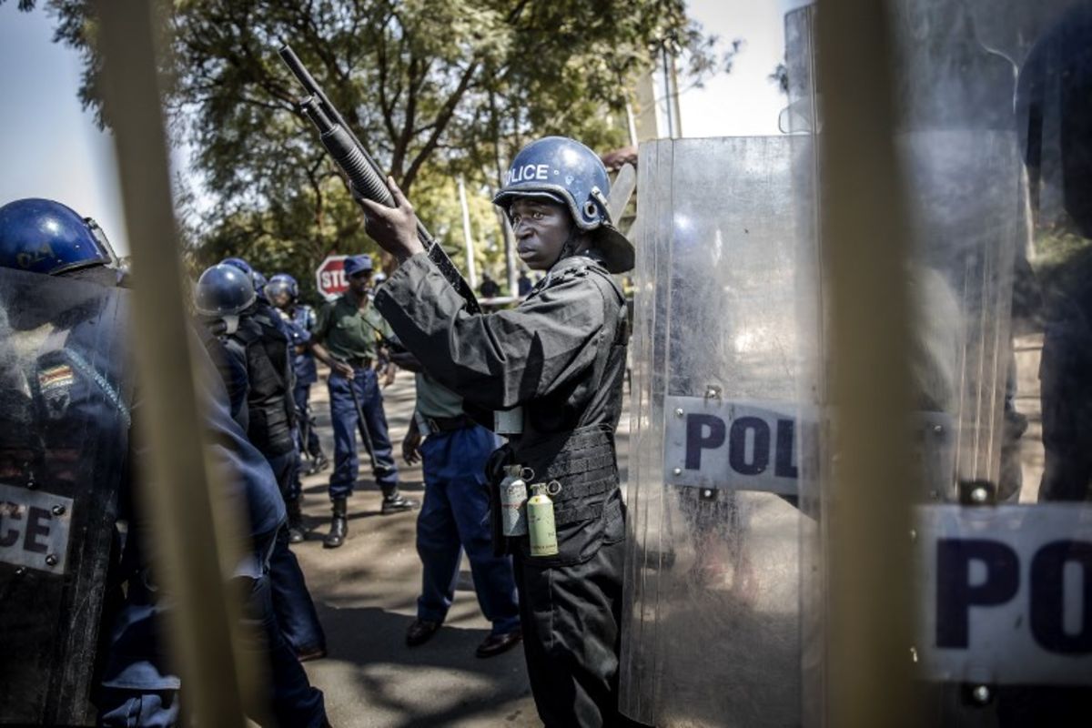 Zimbabwe elections on 'un-level playing field', say EU observers | The ...