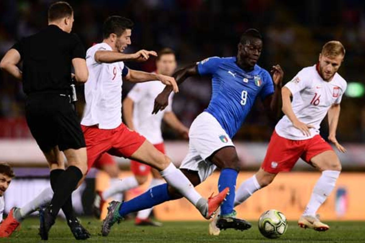 Mancini defends under-fire Balotelli | The Citizen
