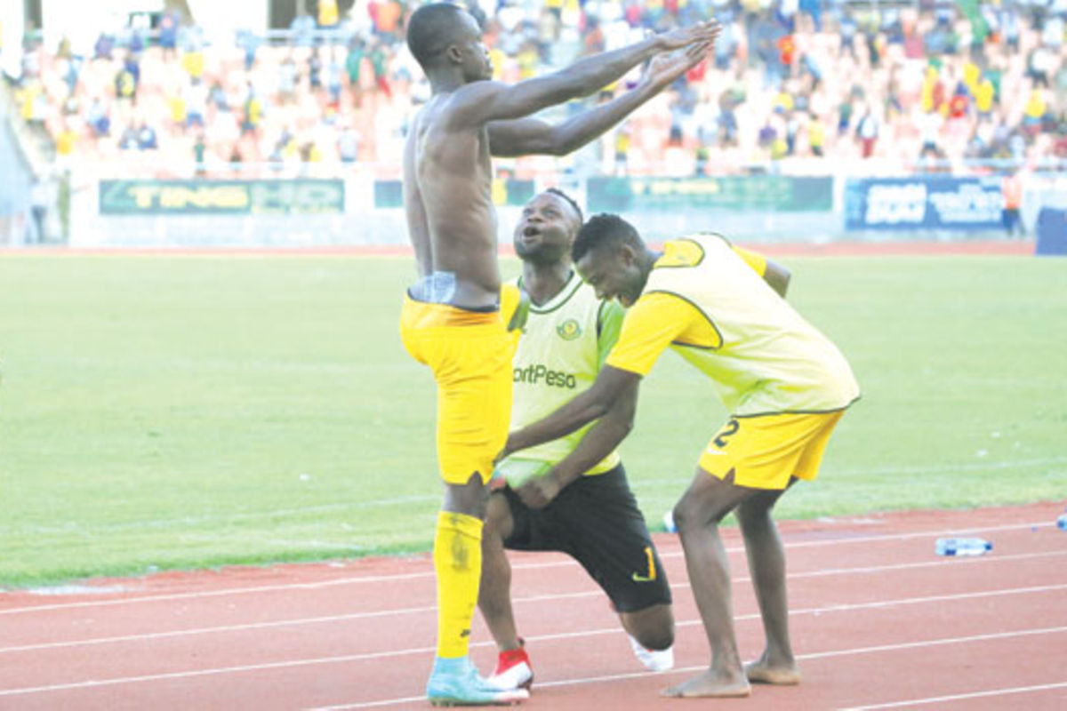 Makambo, Dilunga put pressure to Ambokile | The Citizen