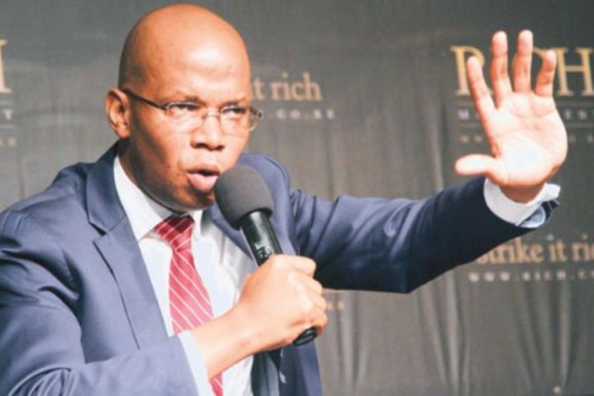 AT A CROSSROADS: January Makamba and making of green bonds for TZ | The ...