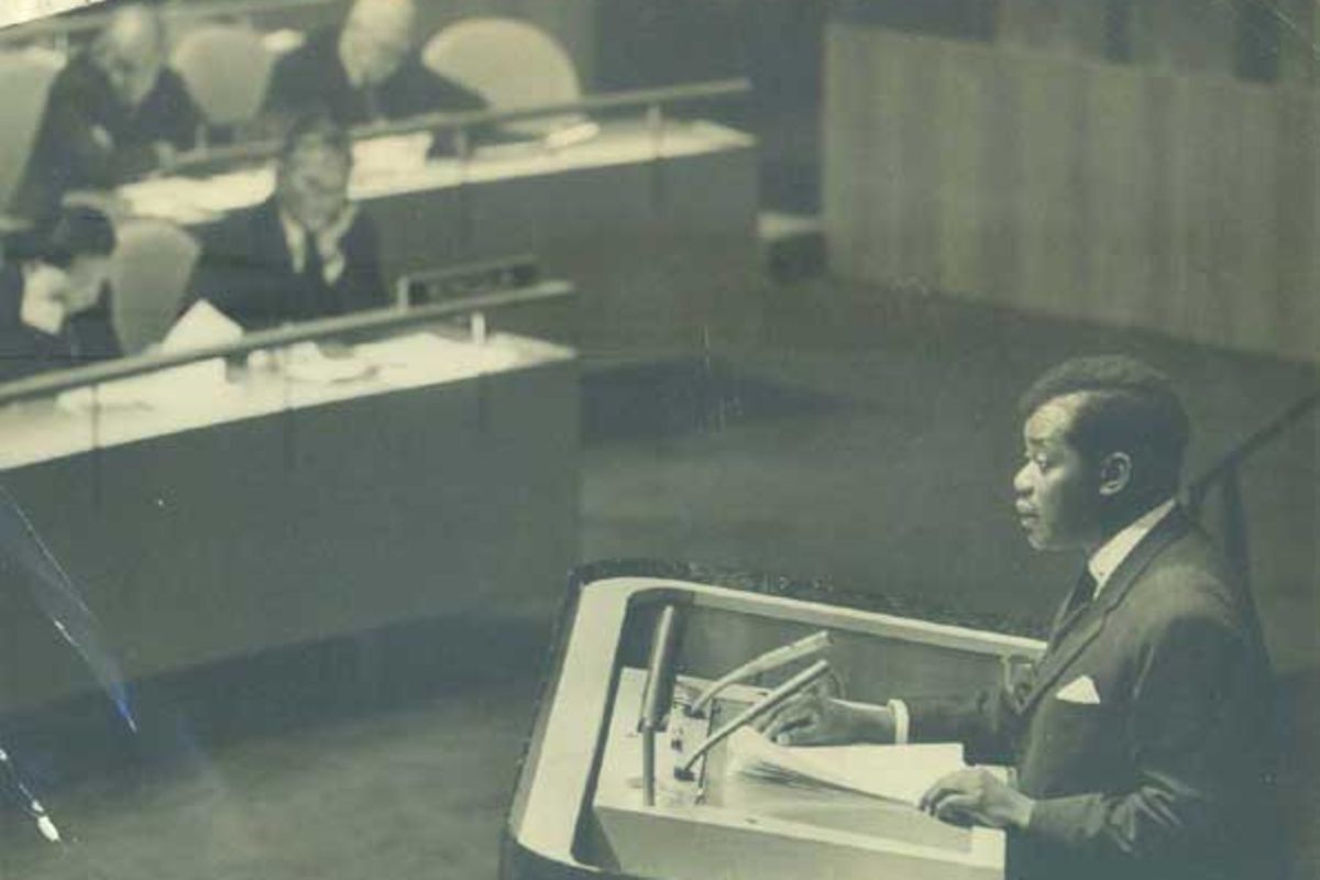 Kambona mishandles Nyerere task | The Citizen