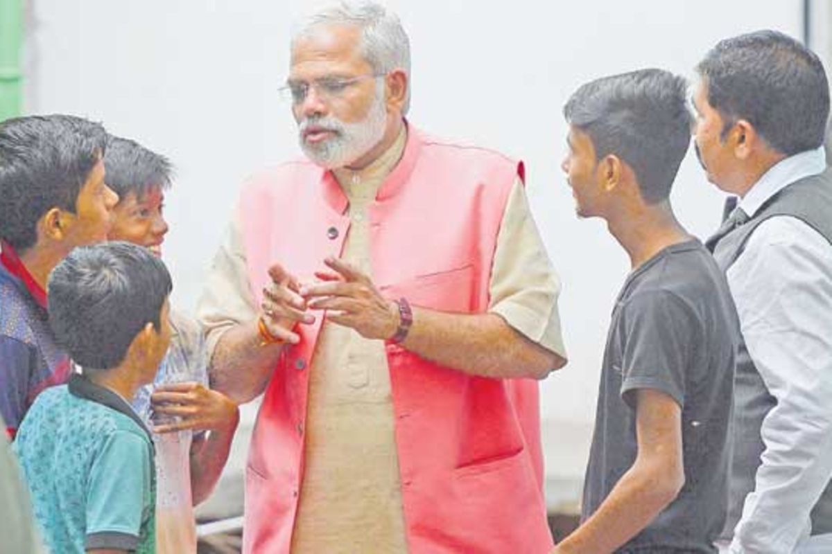 Modi lookalike hits Indian campaign trail | The Citizen