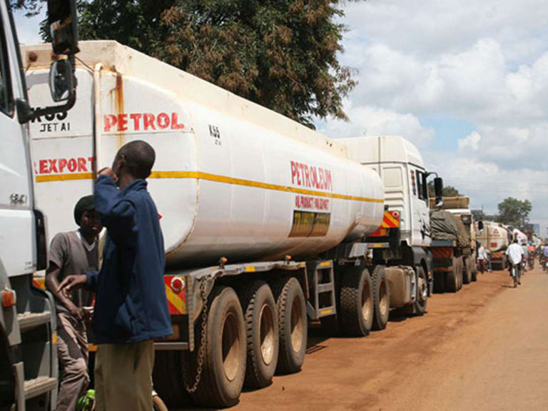 Covid-19: Kenya truck drivers protest Uganda's border rules - The Citizen