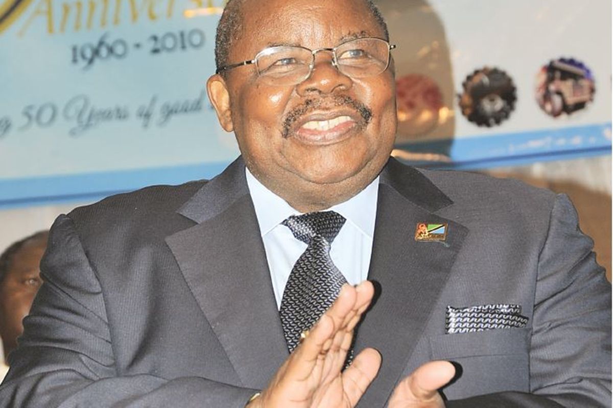 Mkapa forms Cabinet after being sworn-in as president Dar | The Citizen