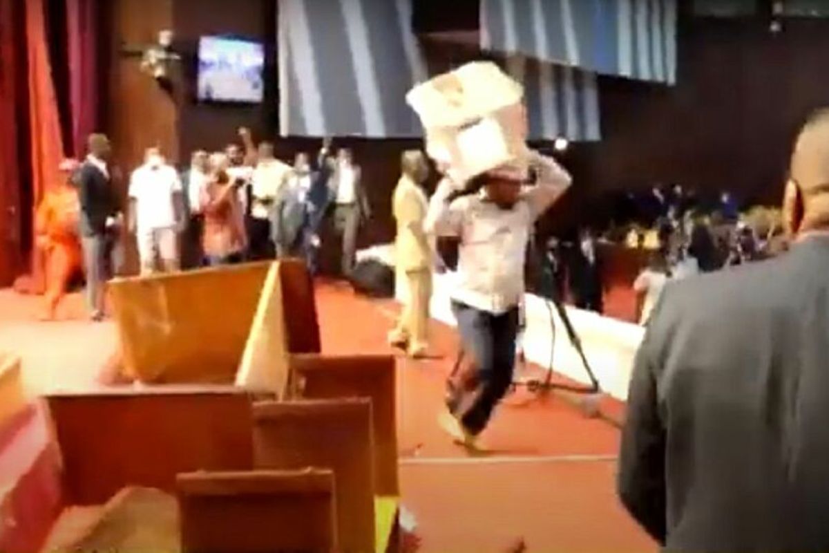 DR Congo police enter parliament after new clashes | The Citizen