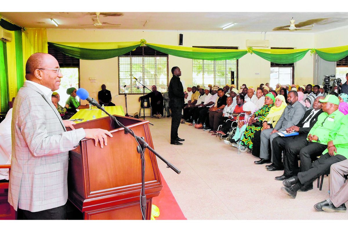 Mwinyi roots for positive attitude, pushing speedy economic ...