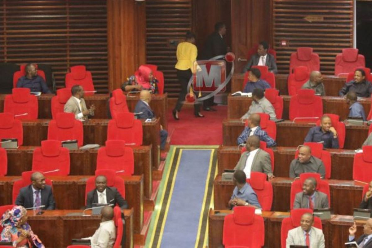 VIDEO: Ndugai expells Momba MP for inappropriate dressing in parliament ...