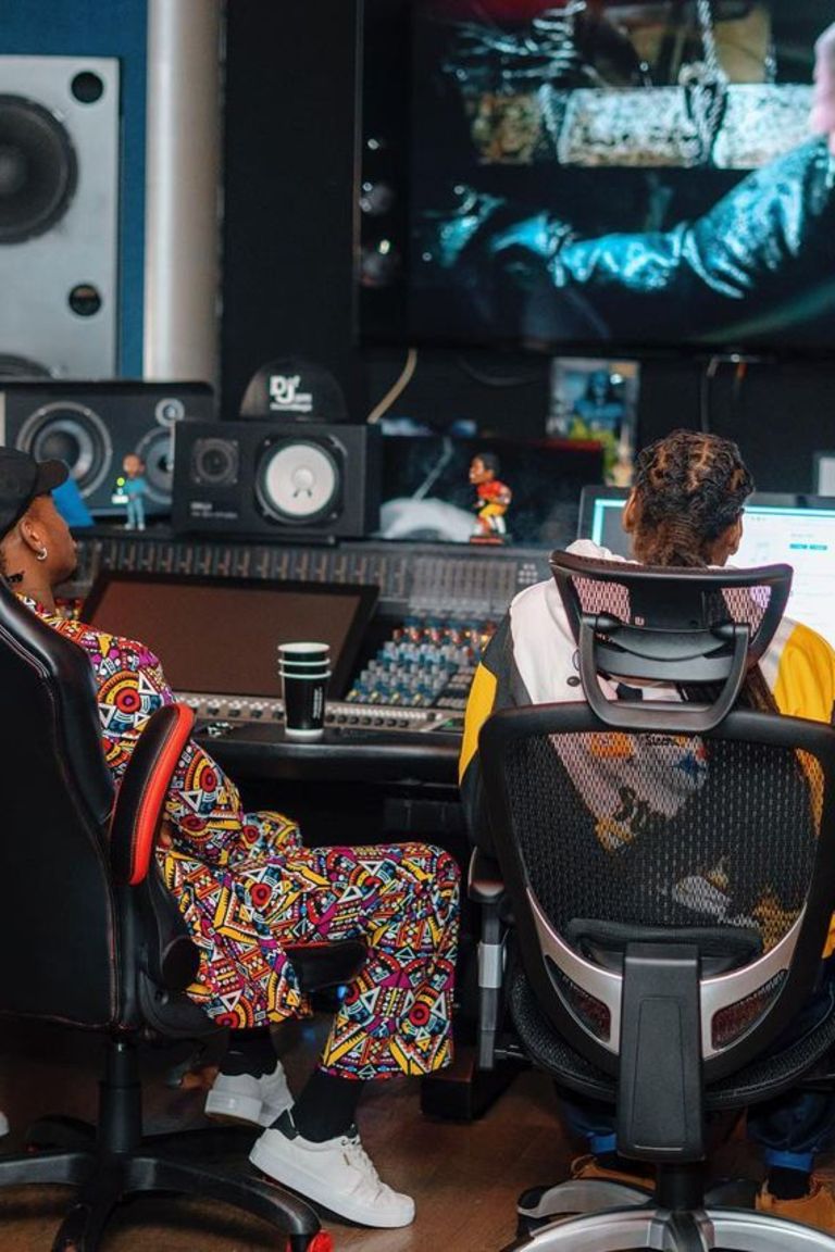 Diamond Platnumz visit Snoop Dogg studio - The Citizen