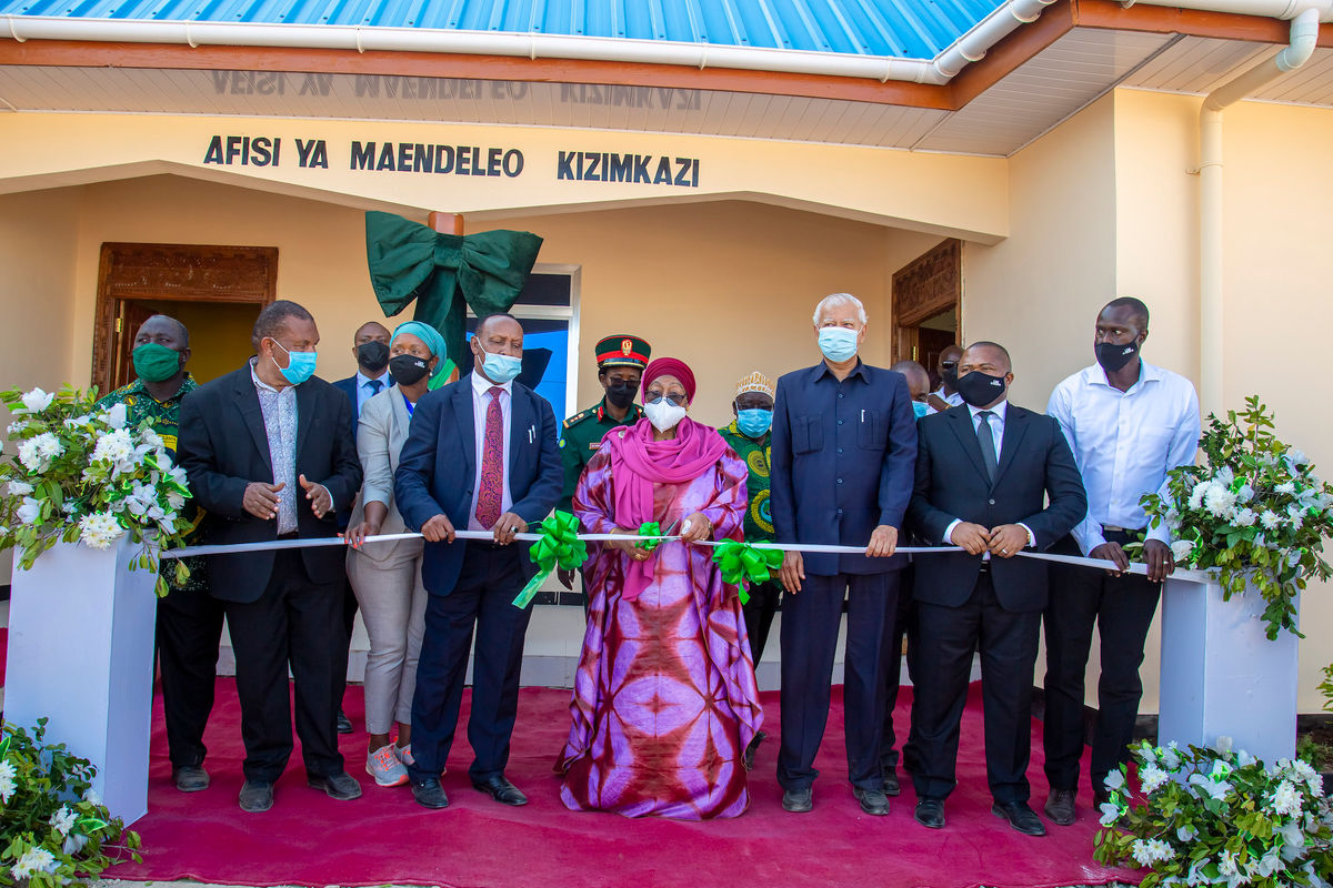 President Samia hails CRDB for its corporate social investment | The ...