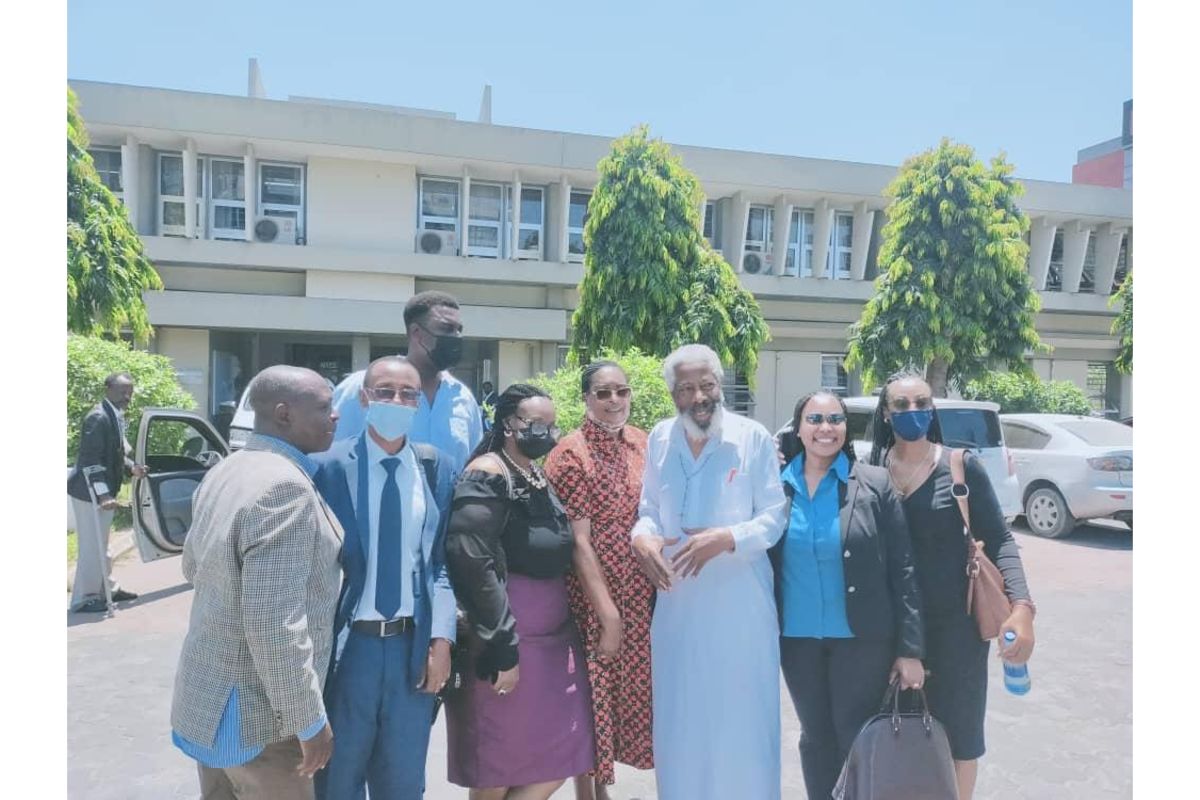 Court sets James Rugemalira free after DPP drops charges | The Citizen