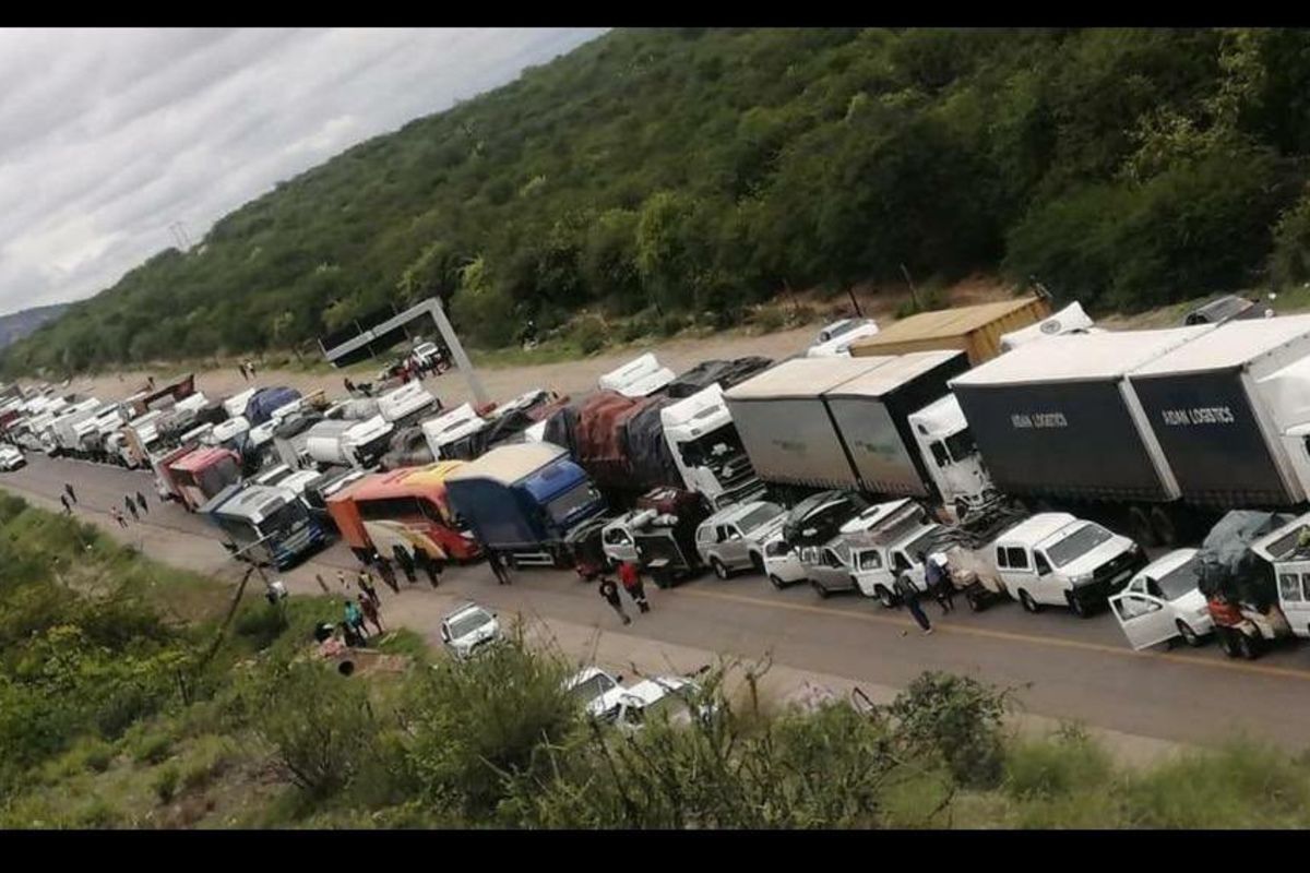 Zimbabwe reopens borders after a year | The Citizen