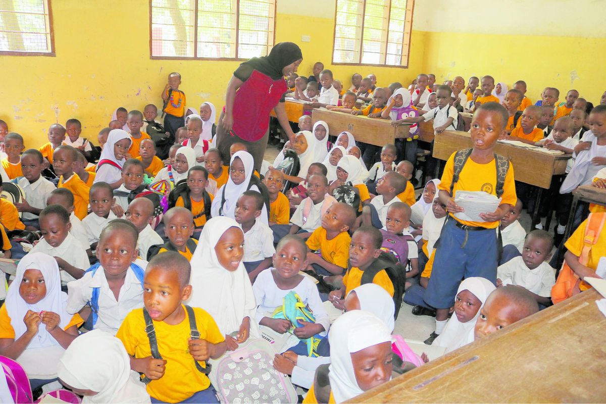 Revealed : 371 pupils share one ICT tool in Tanzania | The Citizen