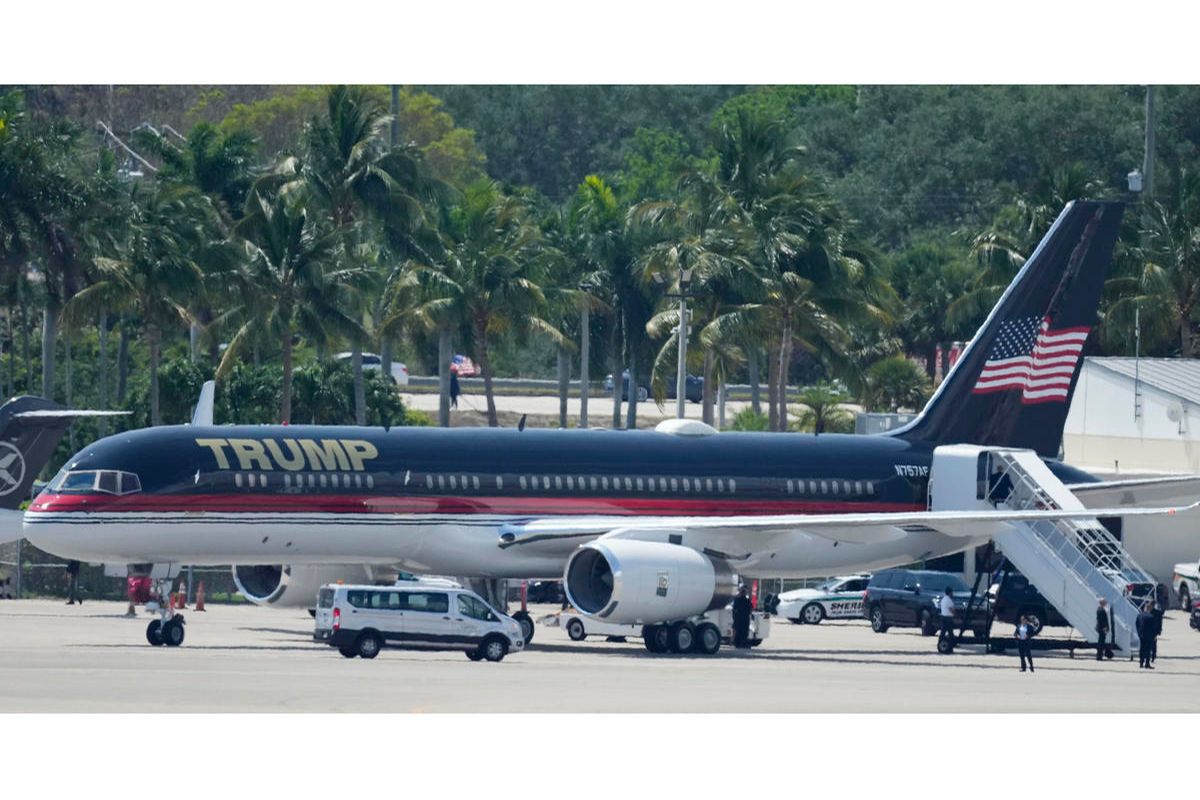 Trump arrives in New York to surrender to charges | The Citizen