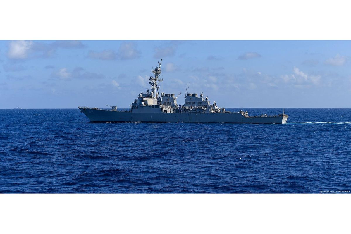 US warship sails through Taiwan Strait days after China drills | The ...