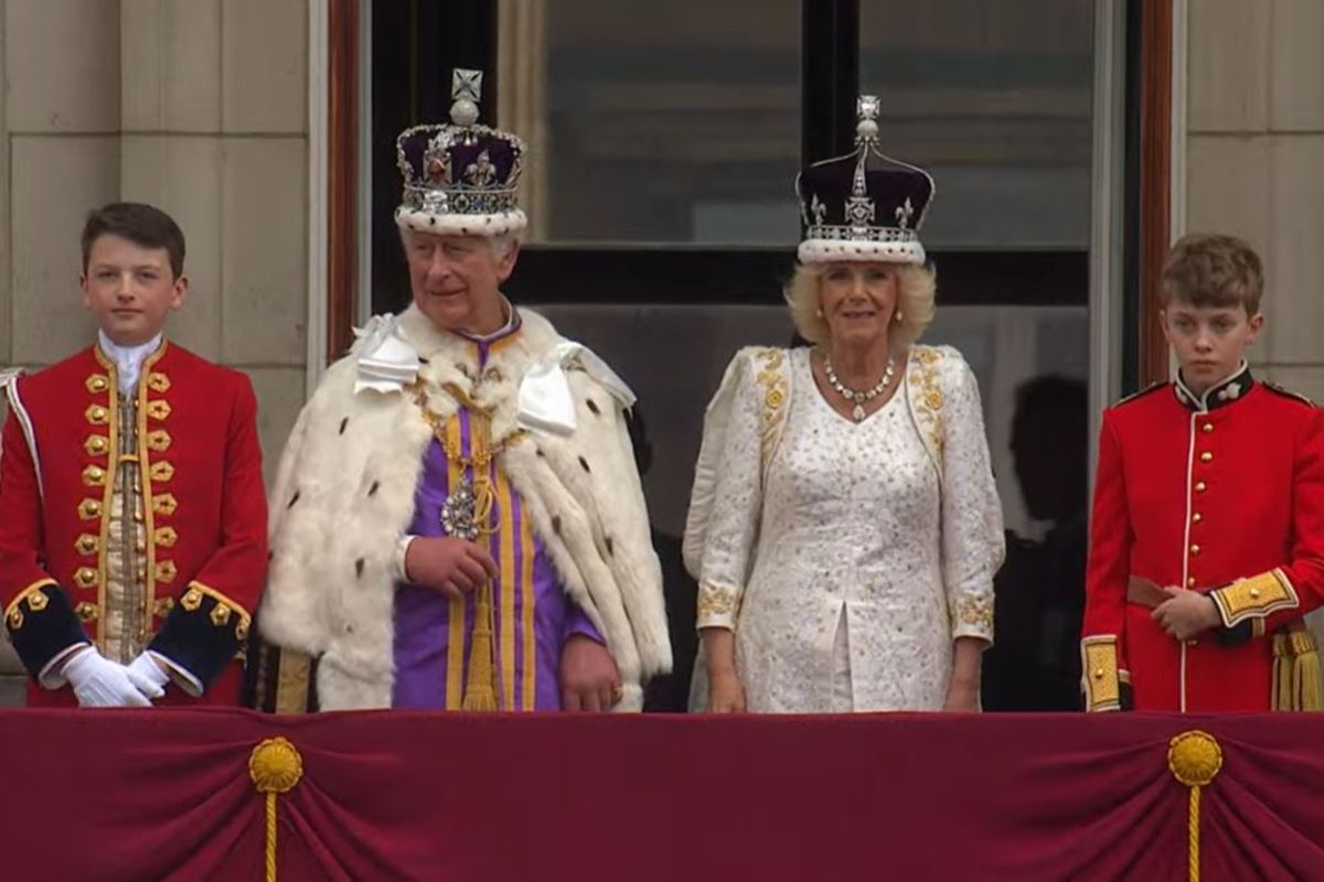 Thousands cheer on Charles III as UK coronation party begins | The Citizen