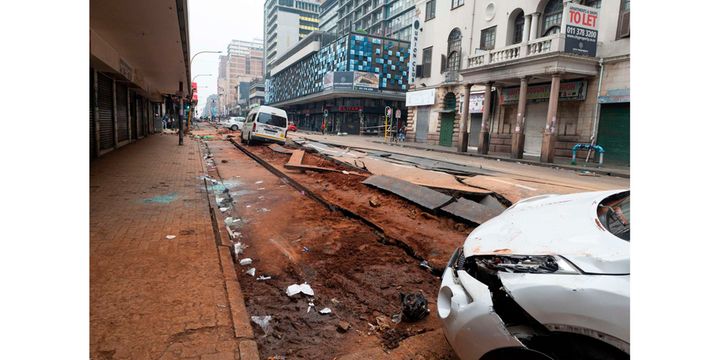 Johannesburg street blast underlines urban decay in 'New York of Africa ...