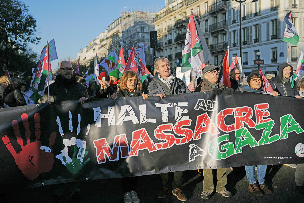 Israel hits Gaza as pressure mounts to protect civilians | The Citizen