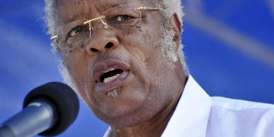 Lowassa hailed as Dar residents pay last respects | The Citizen