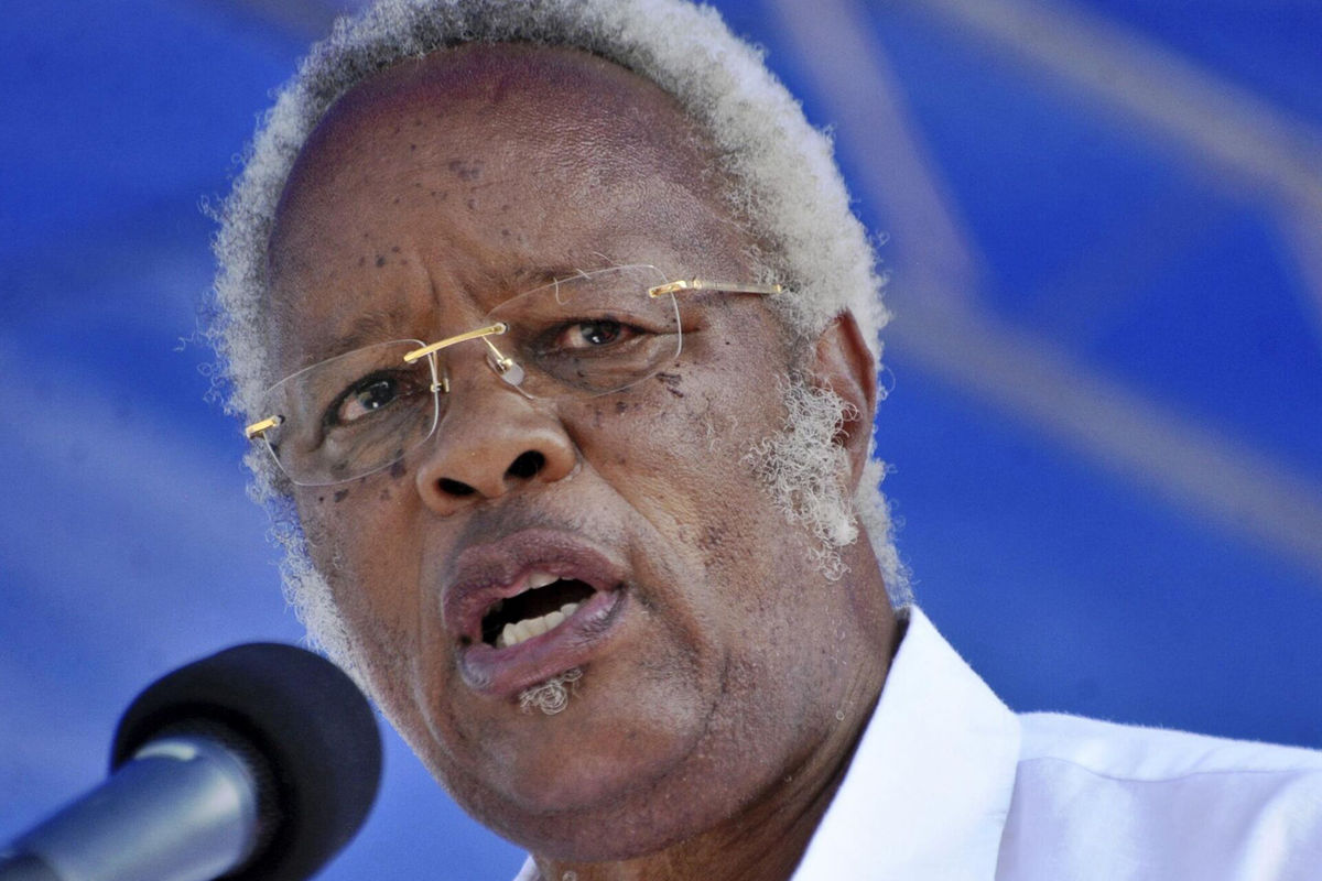 Lowassa hailed as Dar residents pay last respects | The Citizen