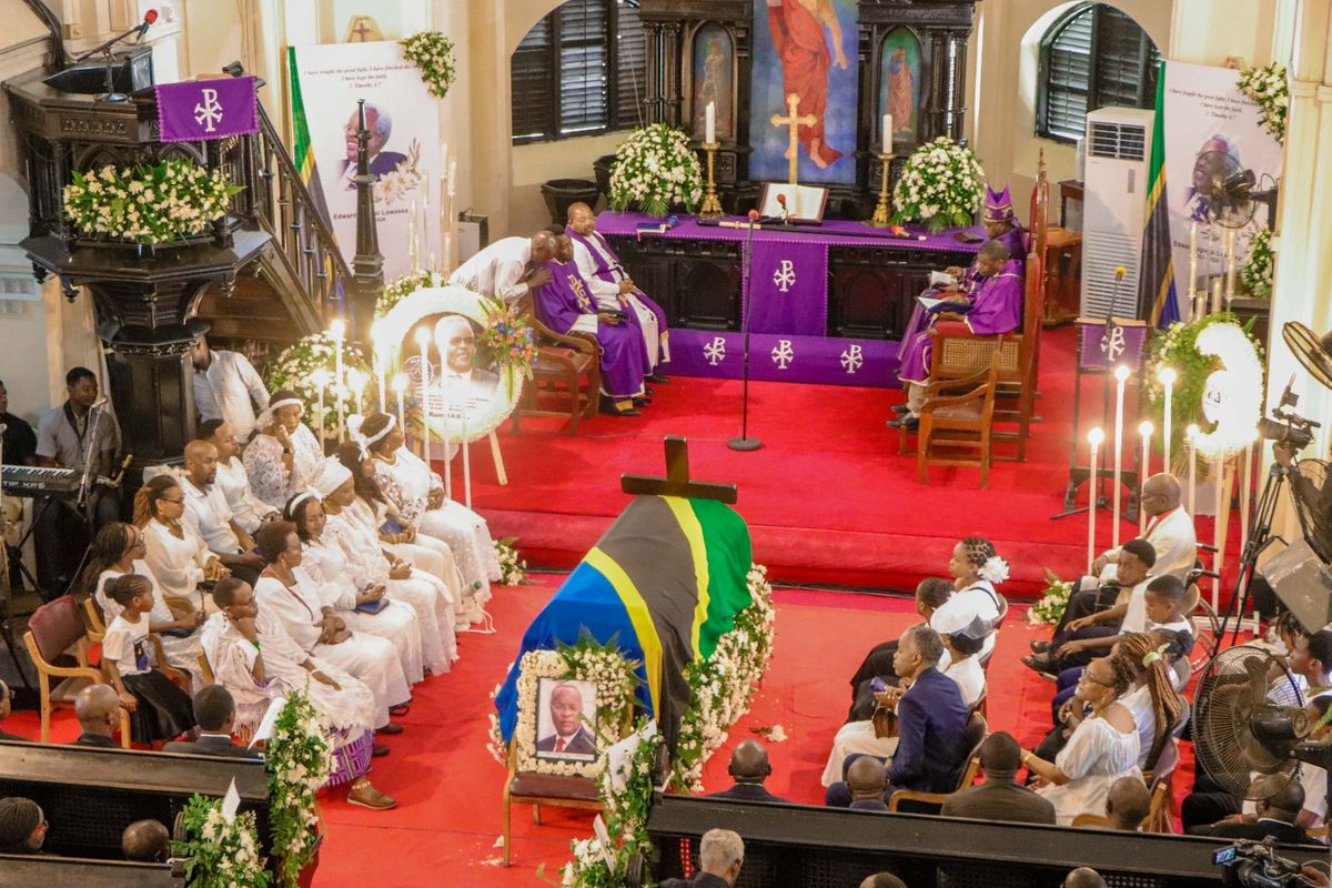 Malasusa lauds Lowassa family's decision to keep coffin closed | The ...