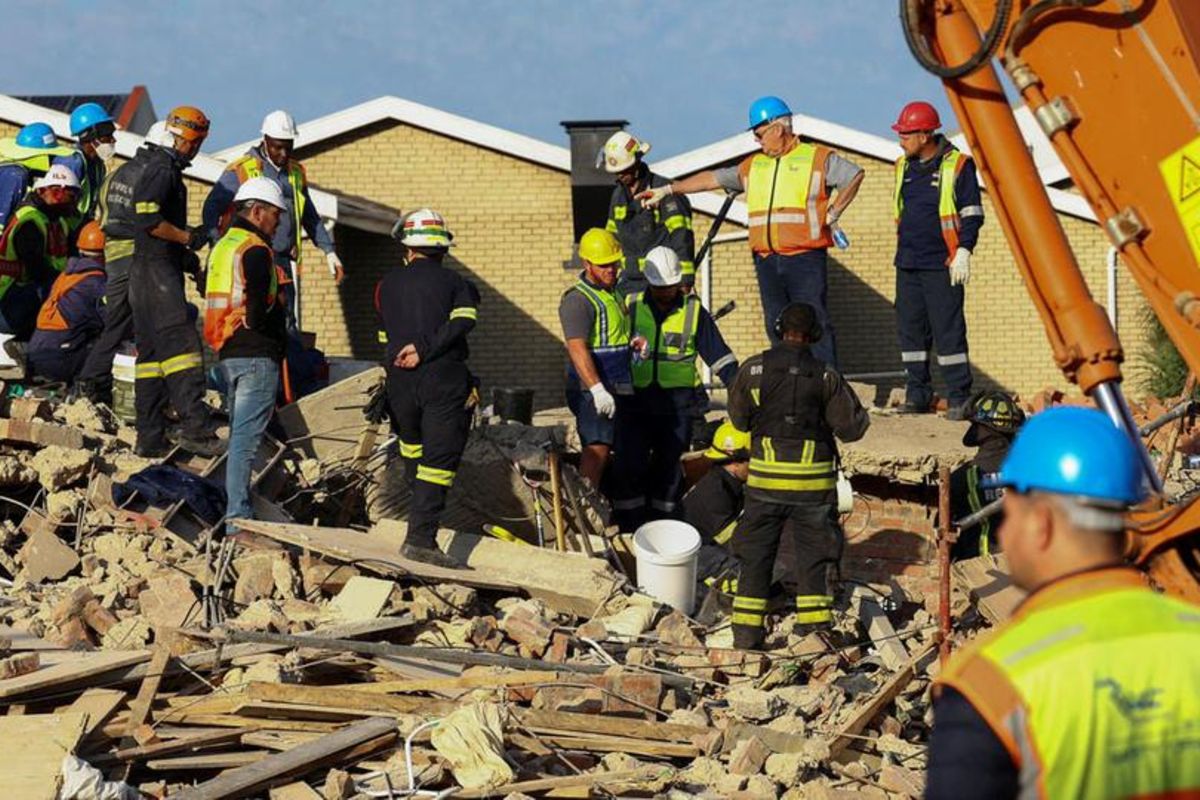At least five killed, dozens trapped in building collapse in South Africa | The Citizen