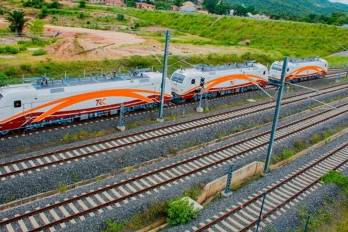 Second power disruption delays Dar es Salaam-Dodoma SGR train | The Citizen