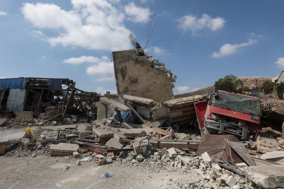 Israeli strike in south Lebanon kills 10, injures 5 | The Citizen