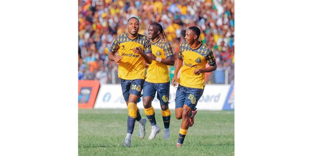 Mzize, Dube, and Aziz Ki shine as Yanga tighten league table race with ...