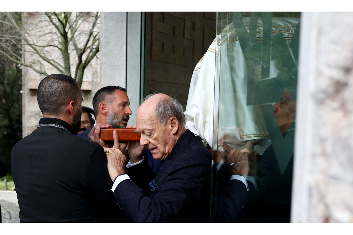 Aga Khan IV's late leader of Ismailis, to be buried in Egypt today | The Citizen