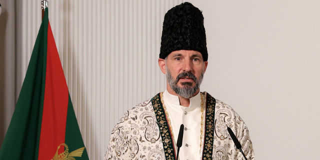 Prince Rahim Aga Khan V assumes leadership in accession ceremony | The ...