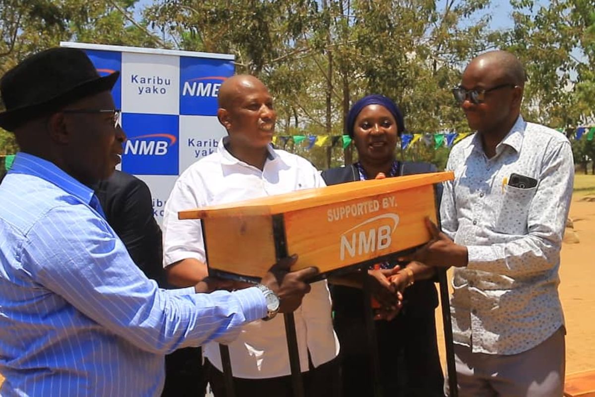 Chato schools struggle with 26,000 desk deficit | The Citizen