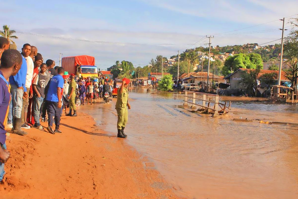 Rainfall disrupts transport services across Tanzania | The Citizen