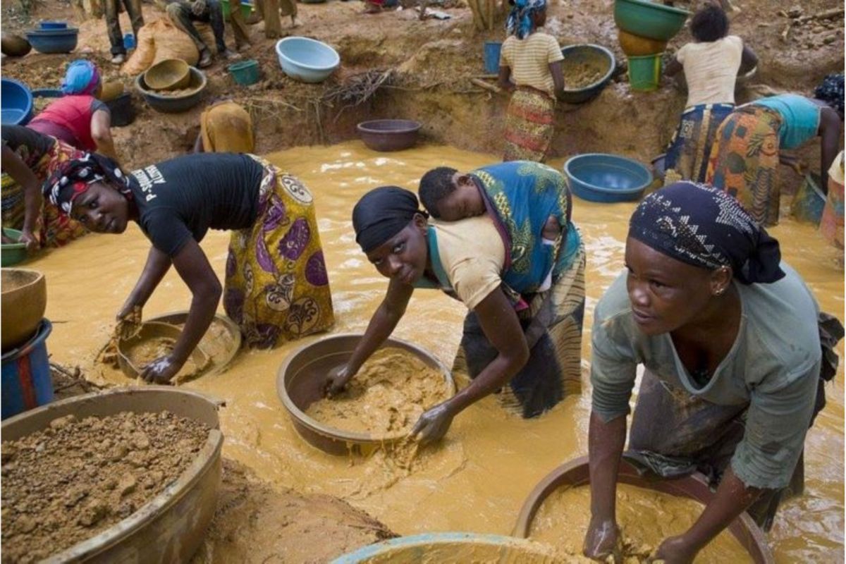 Tanzania's small-scale gold miners welcome levy reduction meant to curb ...