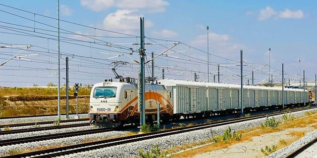 Cargo to move from Dar port via SGR this month | The Citizen