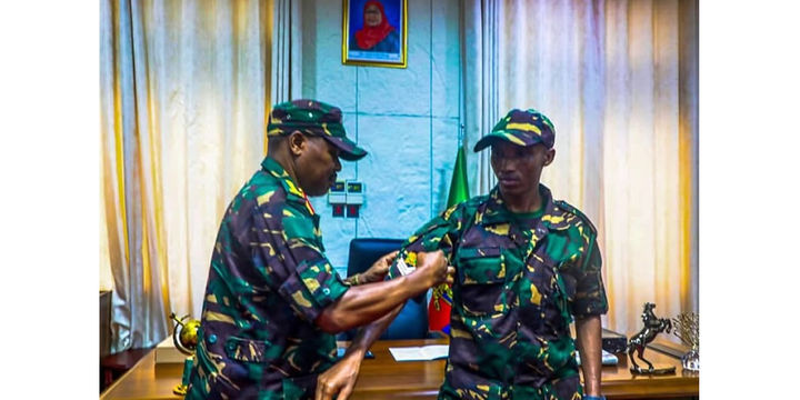 Alphonce Simbu promoted in military after World Athletics marathon gold ...