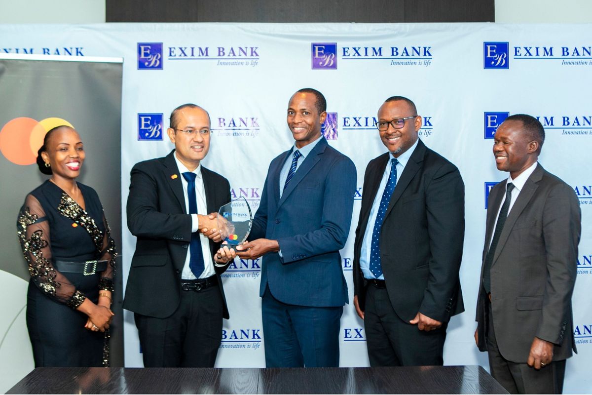 Mastercard honours Exim Bank with dual awards for premium banking, card ...