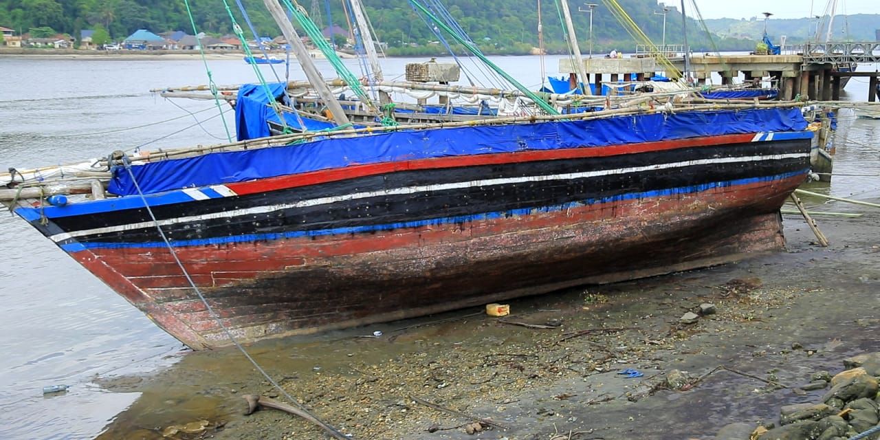 Cargo dhow sinks in Nungwi: Two dead, three missing | The Citizen