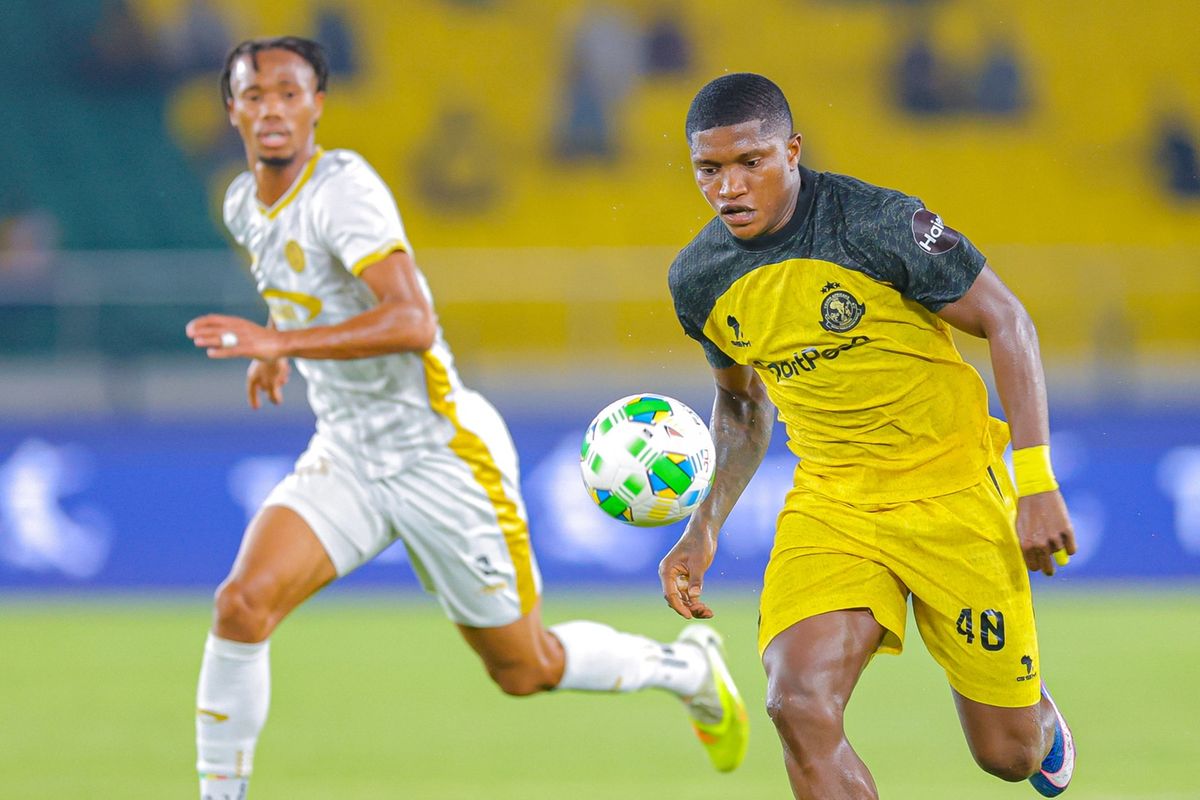 Depu beats De Reuck, Nado to clinch Premier League Player of the Month ...