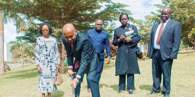 Youth urged to seize green economy opportunities under Dira 2050 | The ...
